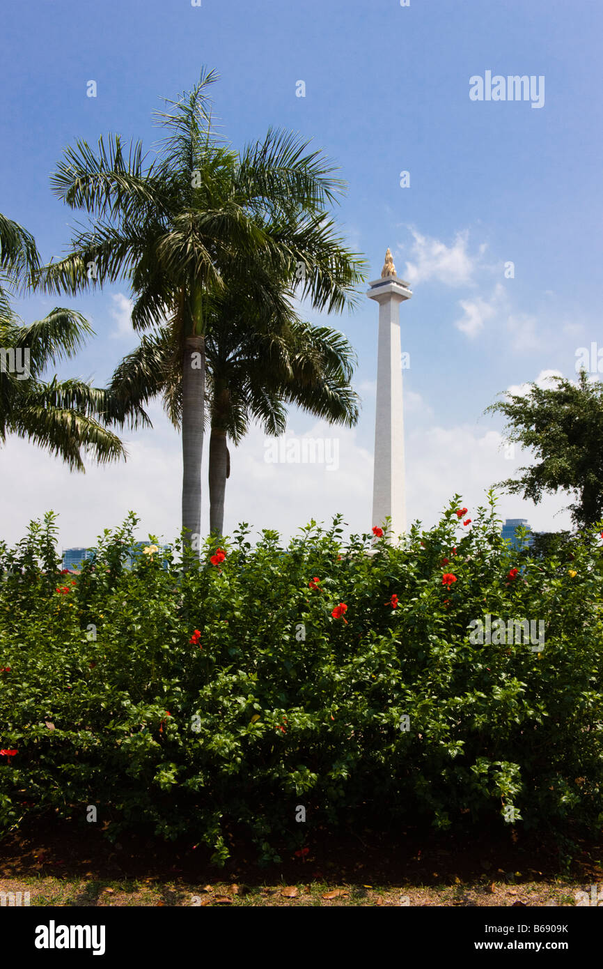 National monument merdeka square hi-res stock photography and images ...