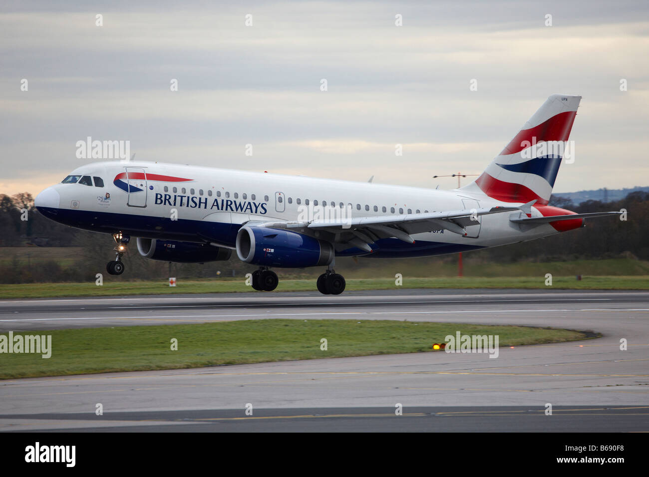 Passenger commercial airliner Stock Photo - Alamy