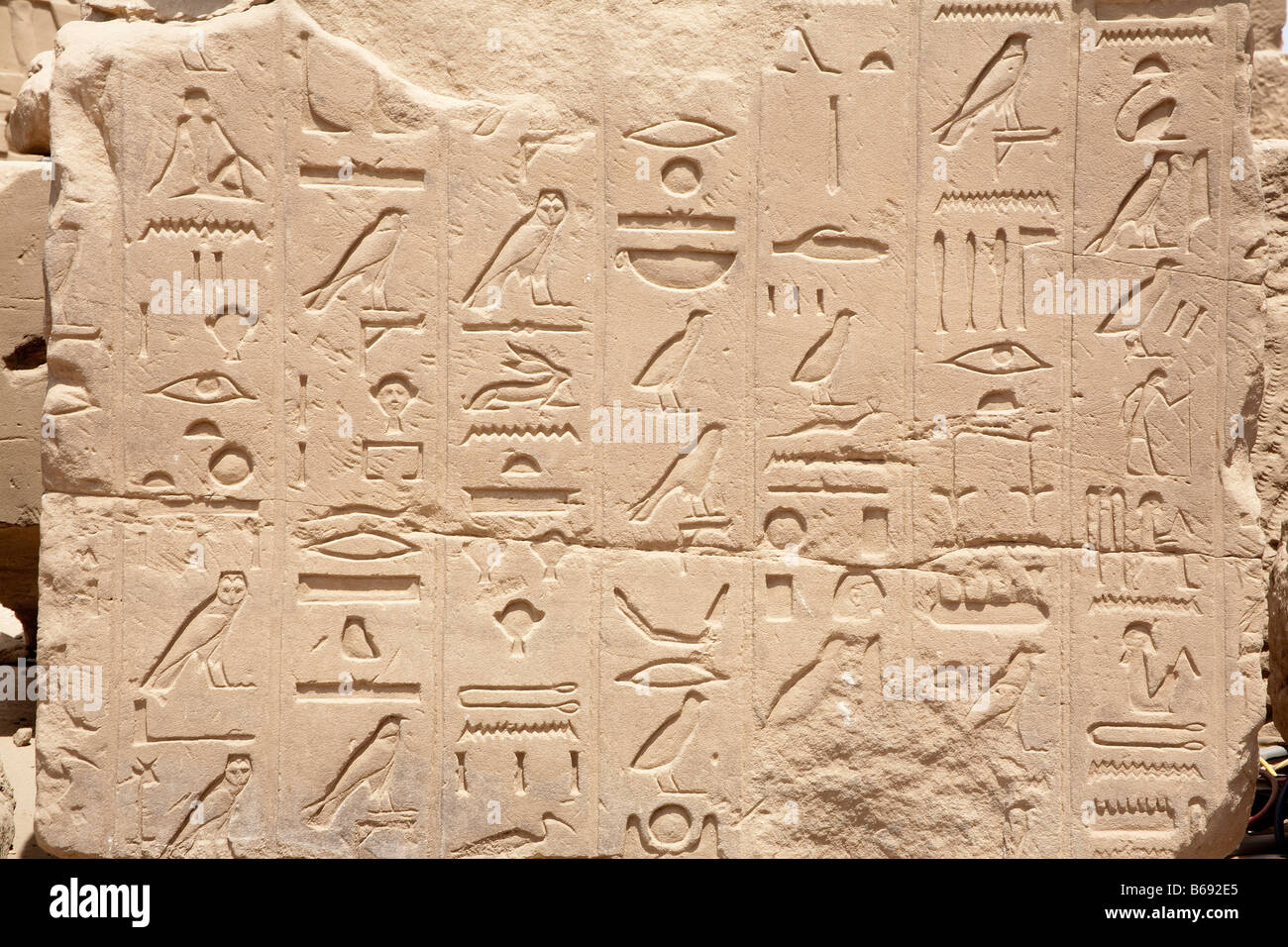 Hieroglyph Hieroglyphs High Resolution Stock Photography and Images - Alamy