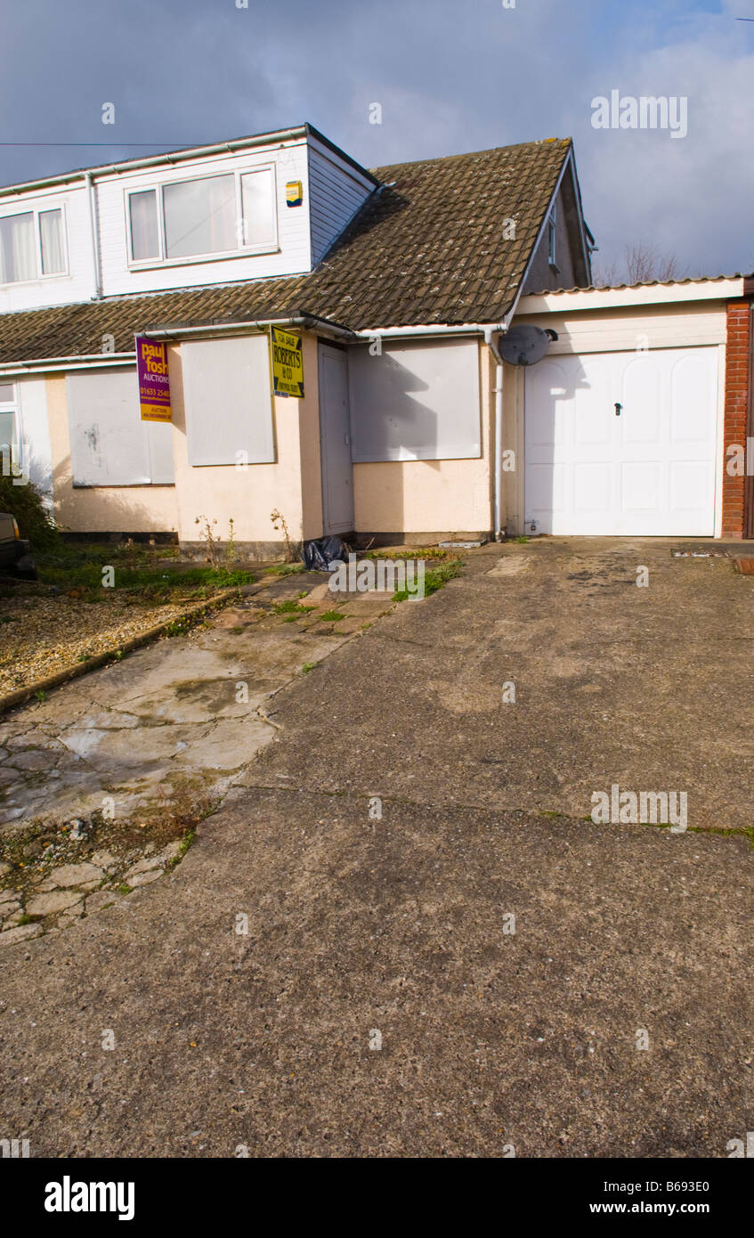 Auction Repossessed House High Resolution Stock Photography and Images ...