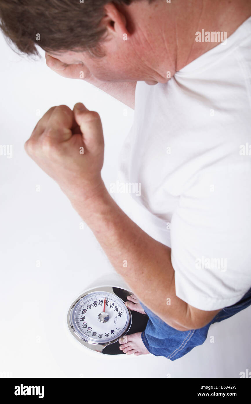 Body weight scales hi-res stock photography and images - Alamy