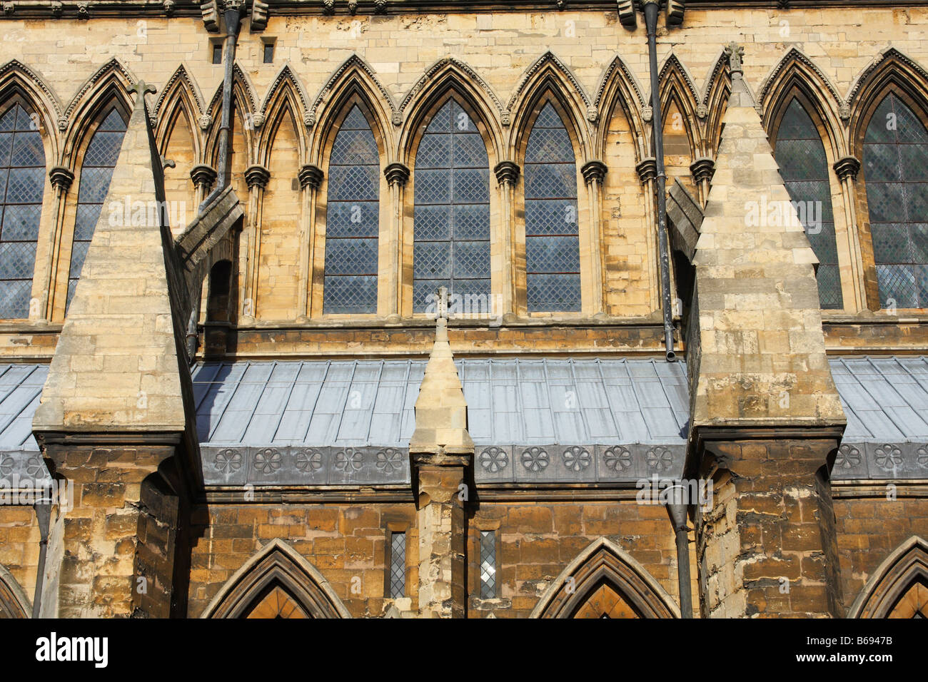 Lead roof hi-res stock photography and images - Alamy