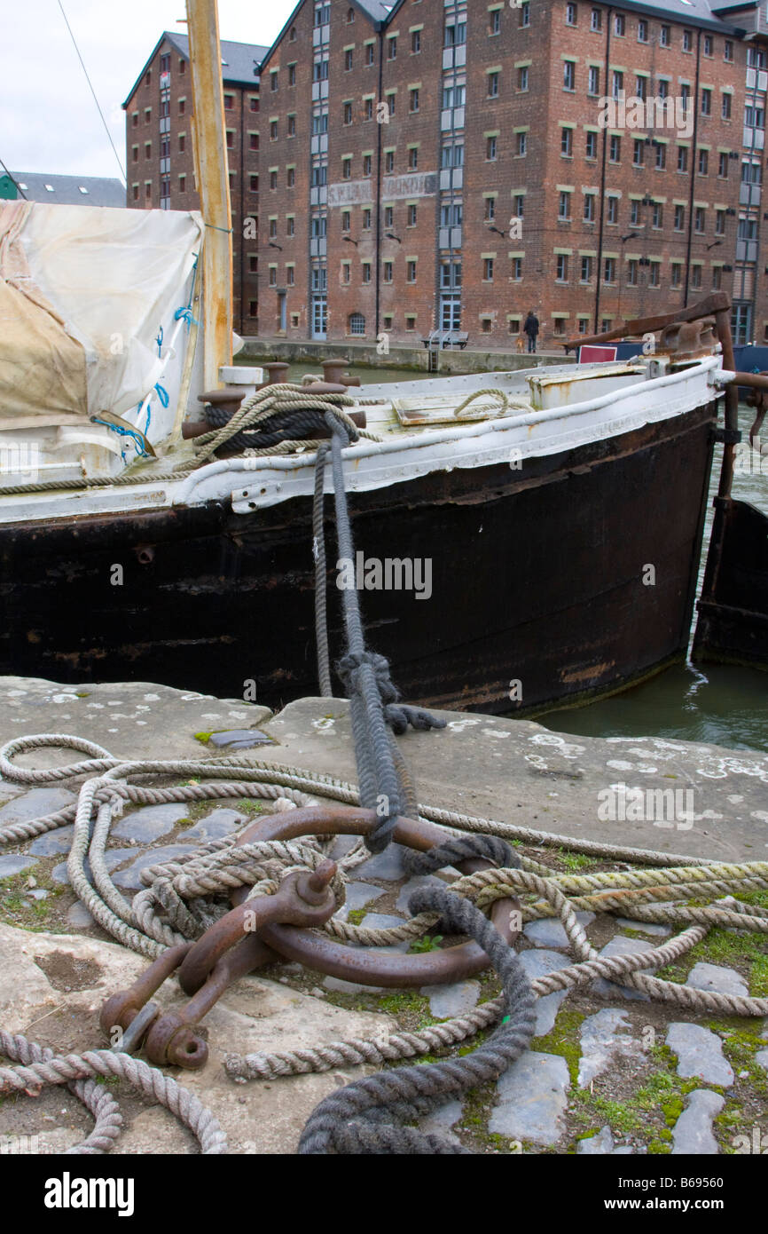 Boat ring hi-res stock photography and images - Alamy