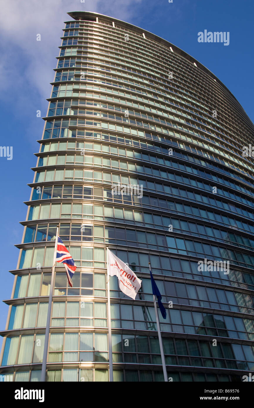 Marriot hotel canary hi-res stock photography and images - Alamy