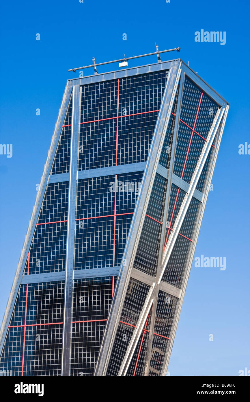 Inclined skyscraper with reflection Stock Photo - Alamy