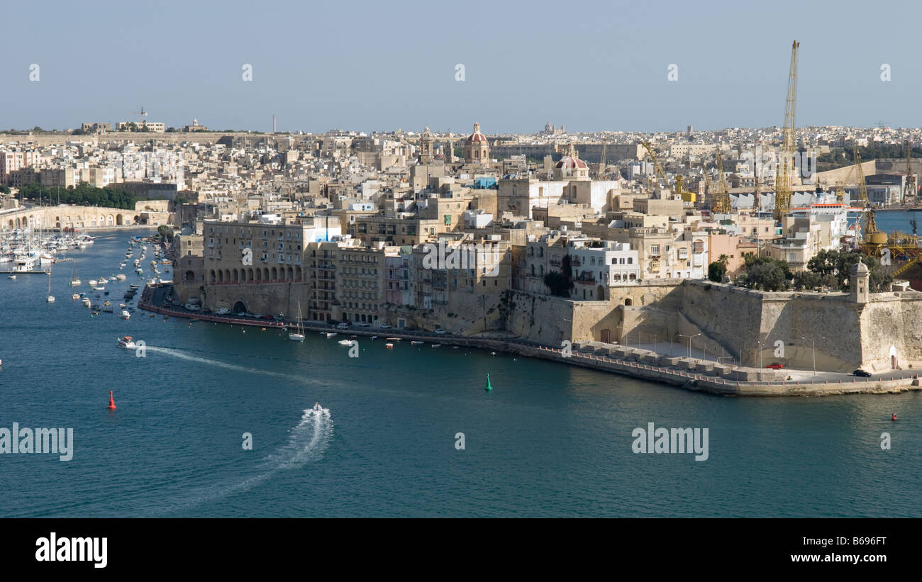 Senglea of the Three Cities and Grand Harbour, from Upper Barrakka ...