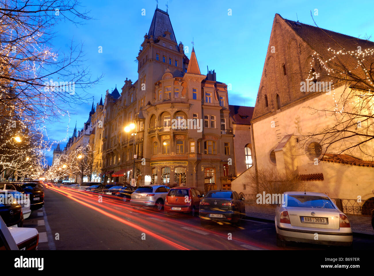 Old new synagogue staronova synagoga hi-res stock photography and ...
