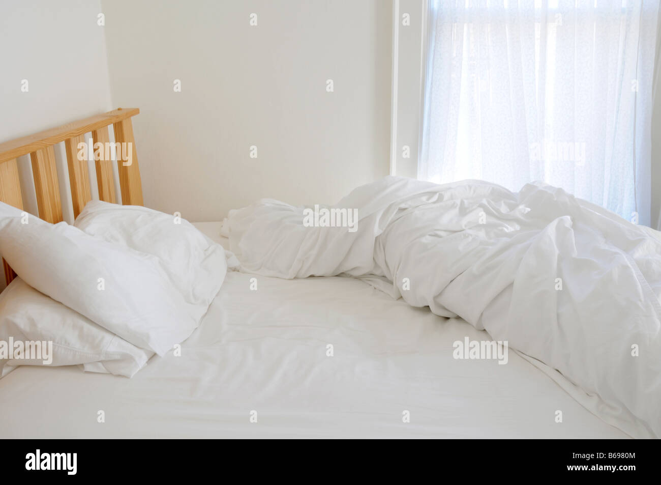Unmade bed empty hi-res stock photography and images - Alamy