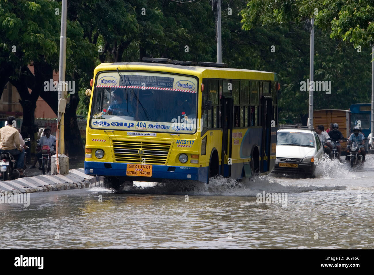 An MTC (Metropolitan Transport Corporation) bus in Chennai, Tamil Nadu ...
