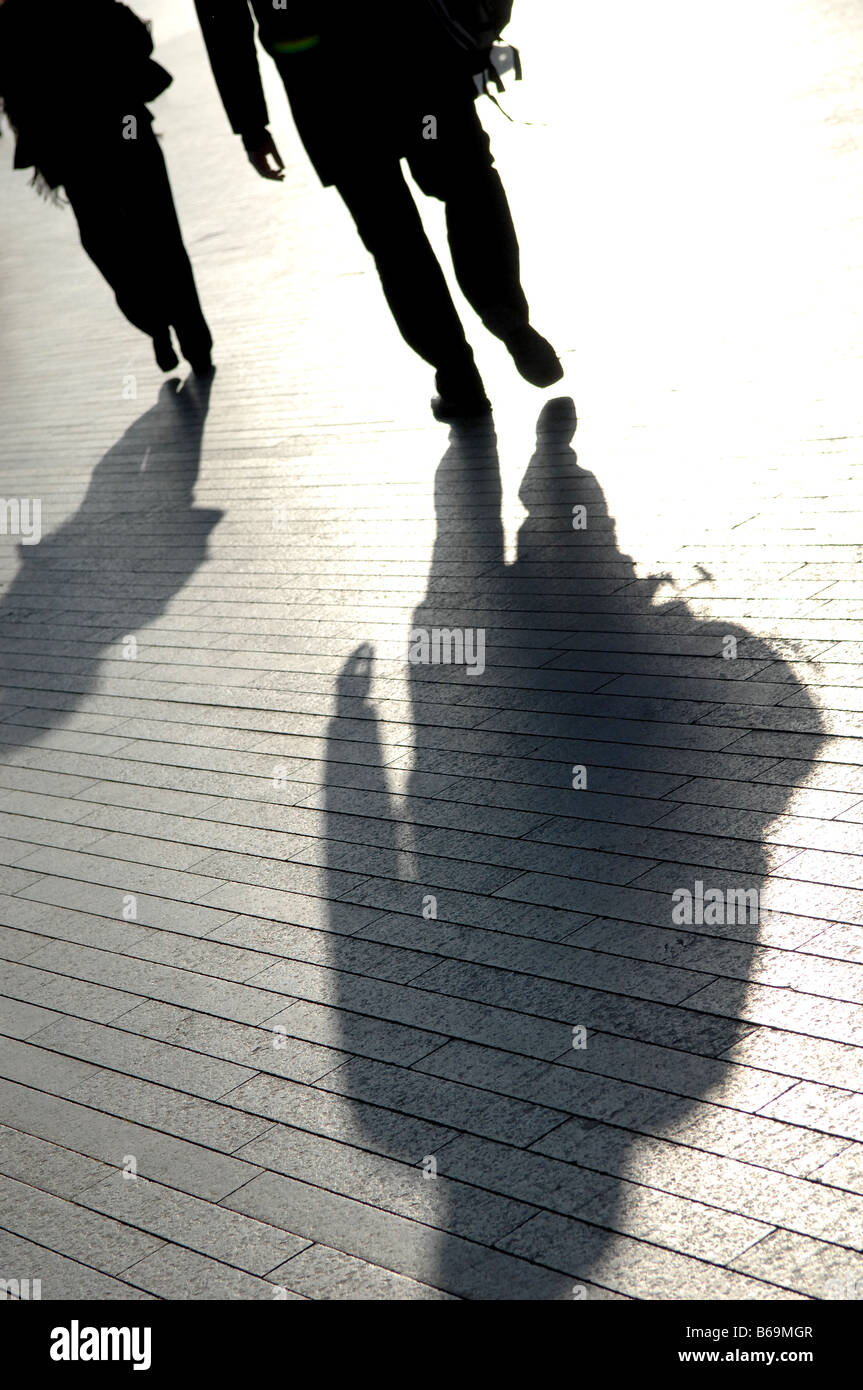 Commuter walk hi-res stock photography and images - Alamy