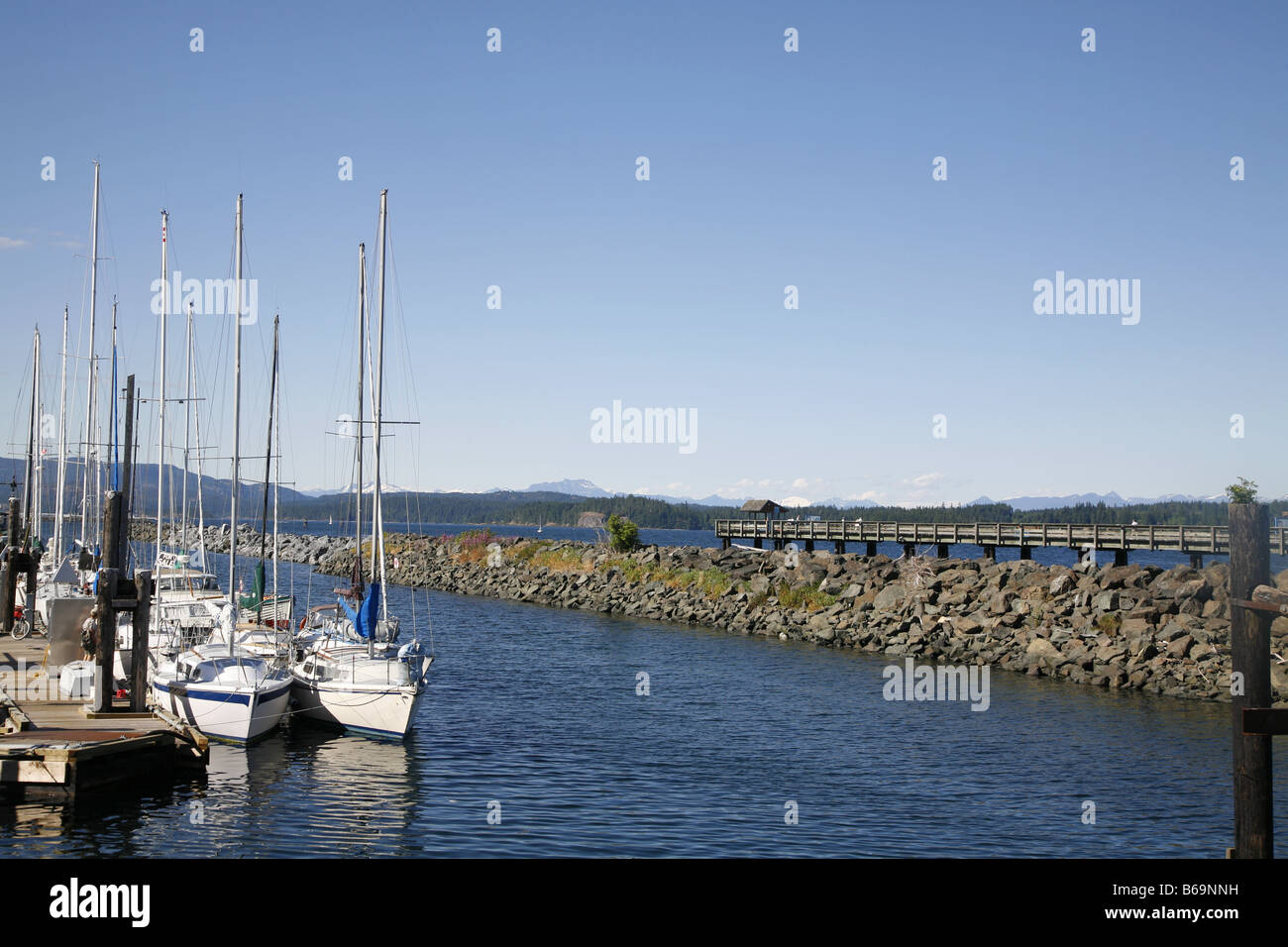 Port campbell jetty hi-res stock photography and images - Alamy