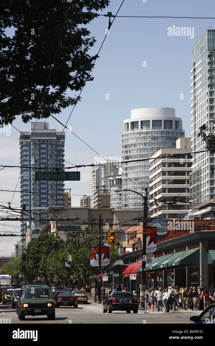 Robson st canada vancouver hi-res stock photography and images - Alamy
