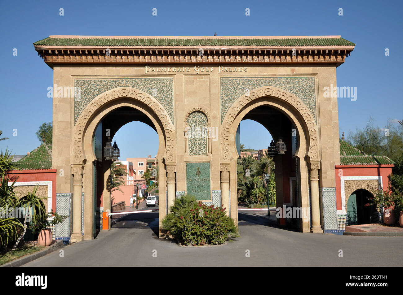 Marrakech gate hi-res stock photography and images - Alamy