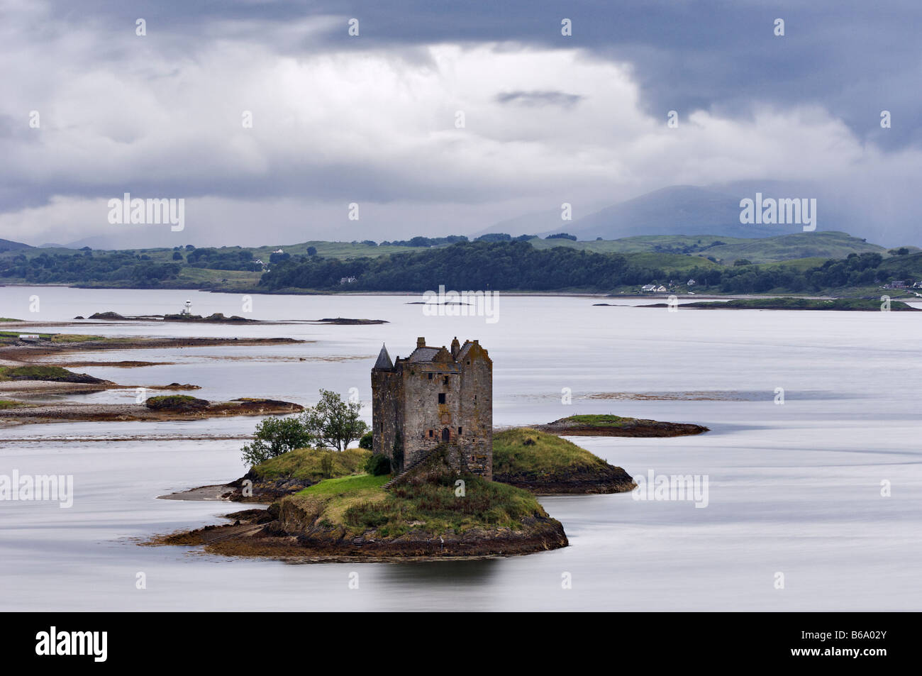 Falconer medieval hi-res stock photography and images - Alamy