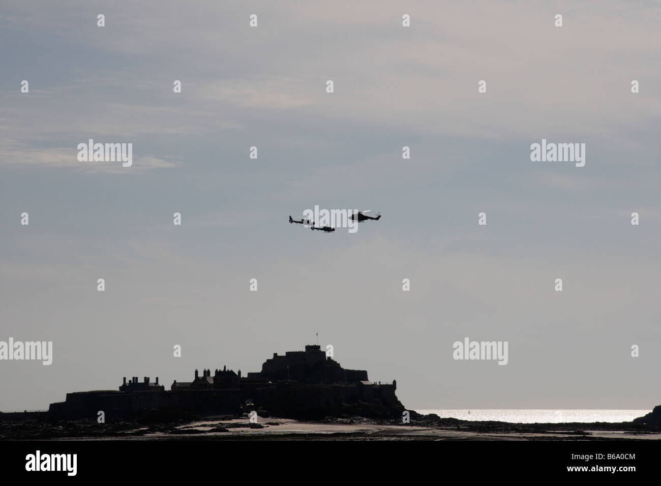 Elizabeth castle st aubins hi-res stock photography and images - Alamy