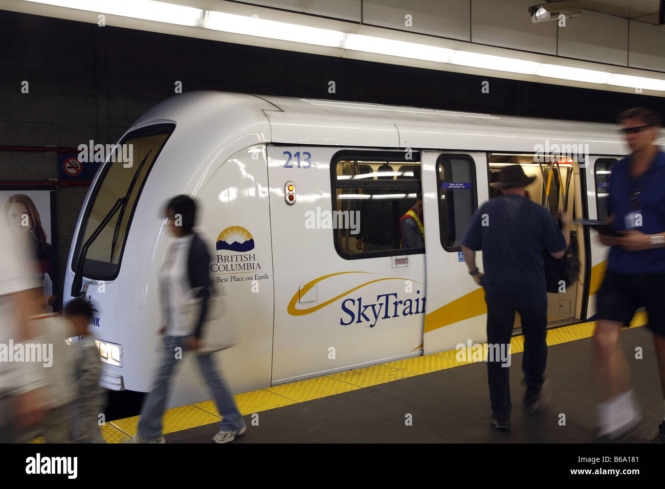 Vancouver sky train hi-res stock photography and images - Alamy