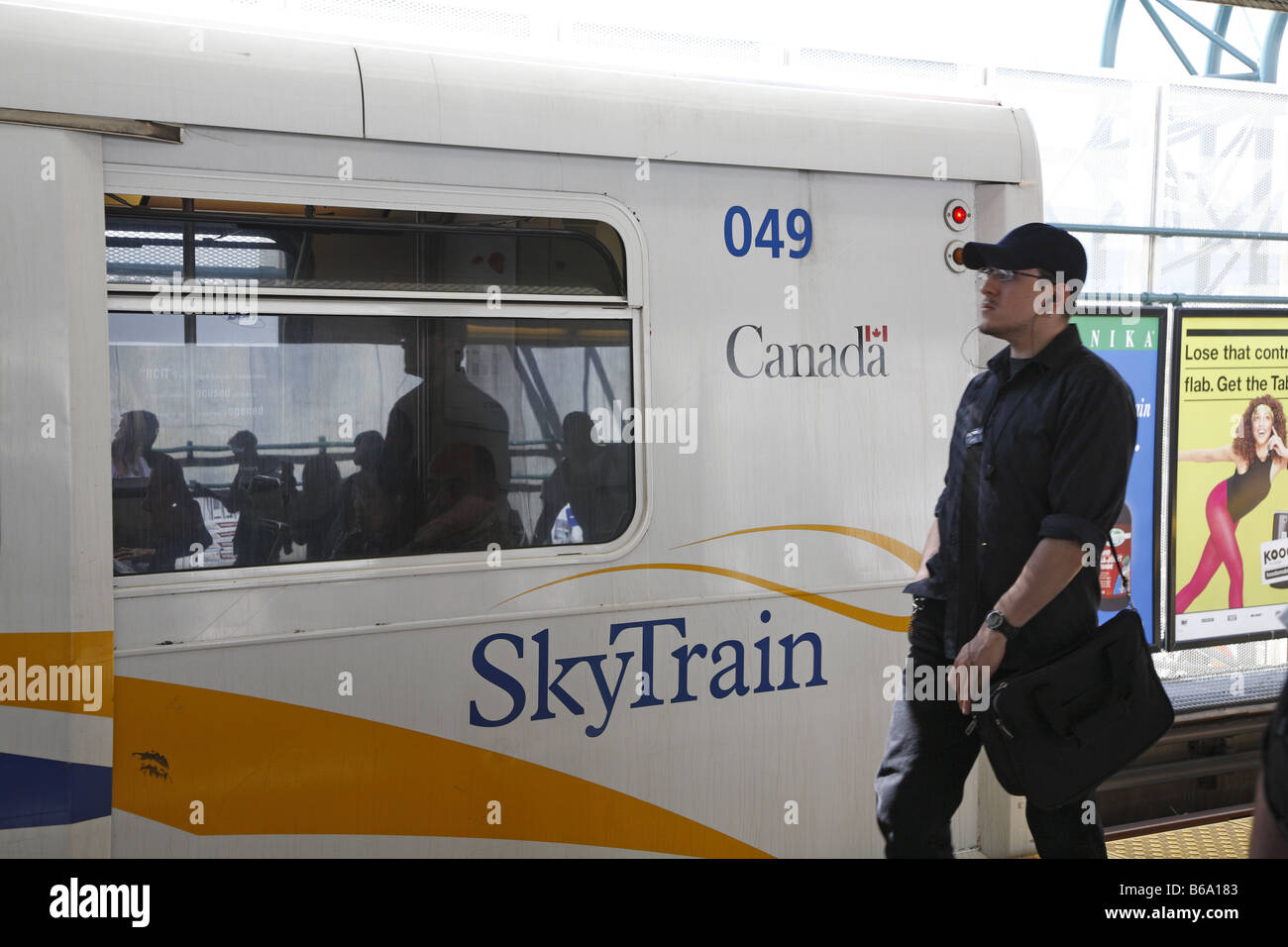 Vancouver sky train hi-res stock photography and images - Alamy