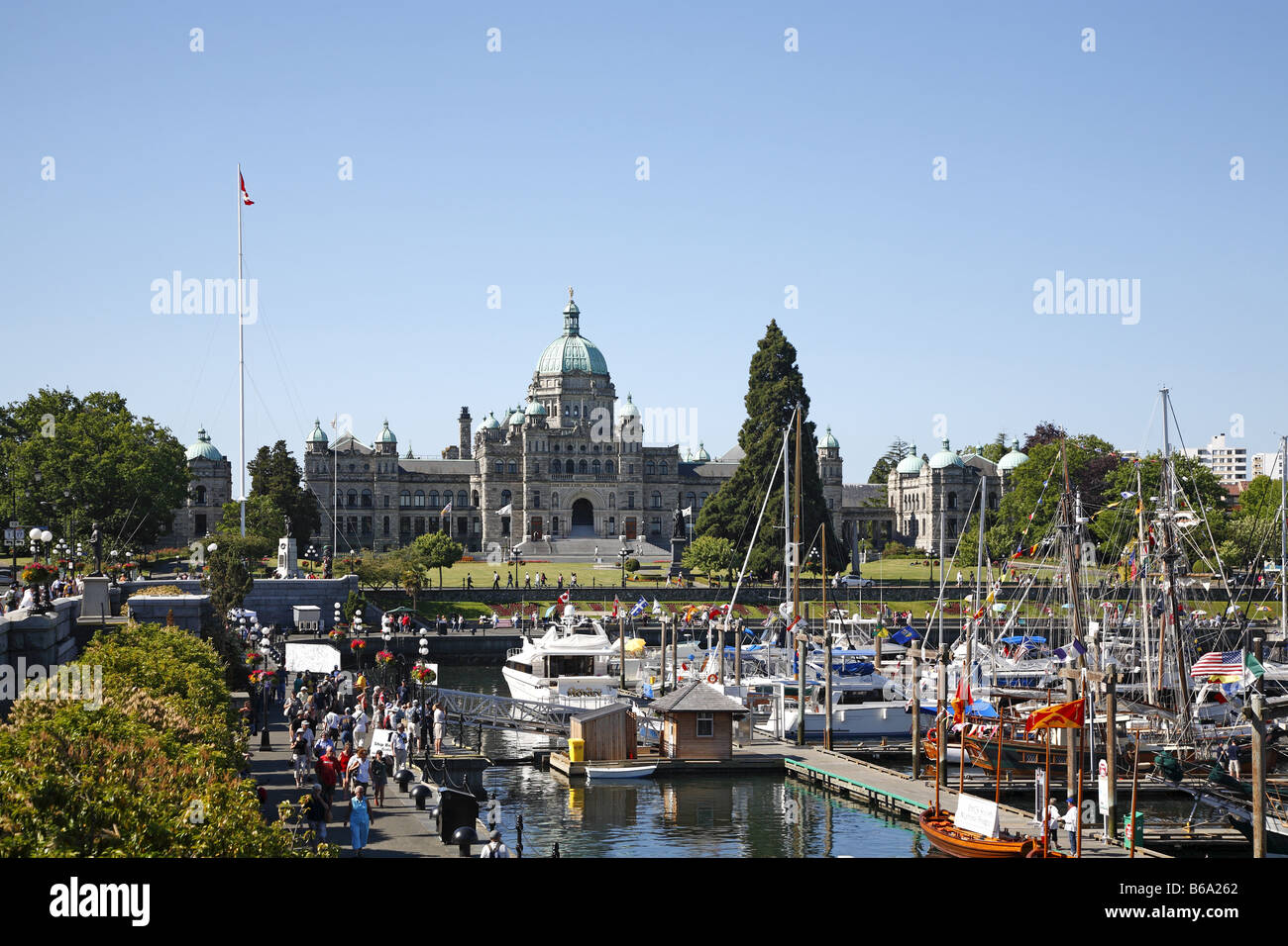 Victoria island canada ships hi-res stock photography and images - Alamy