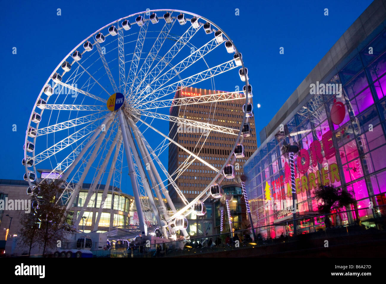 Manchester Wheel at night Stock Photo - Alamy