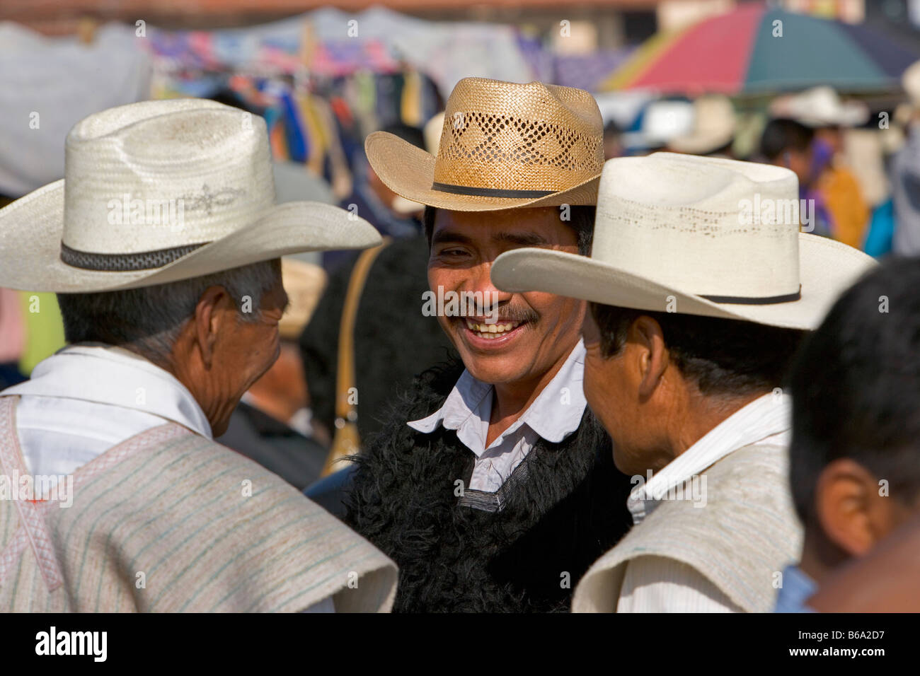 Mexico, Chiapas, Chamula, Market, Belonging to the ethnic group of ...