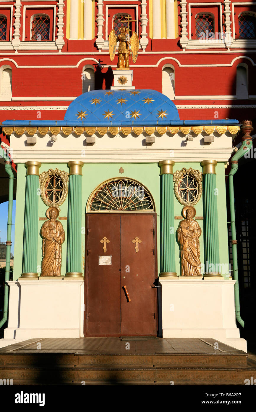 Iberian gate and chapel hi-res stock photography and images - Alamy