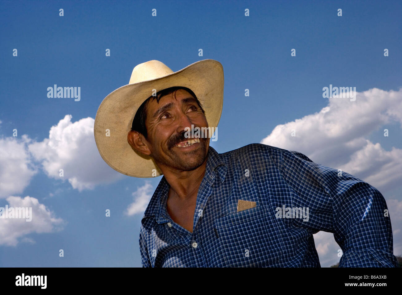 Cuernavaca mexico people hi-res stock photography and images - Alamy