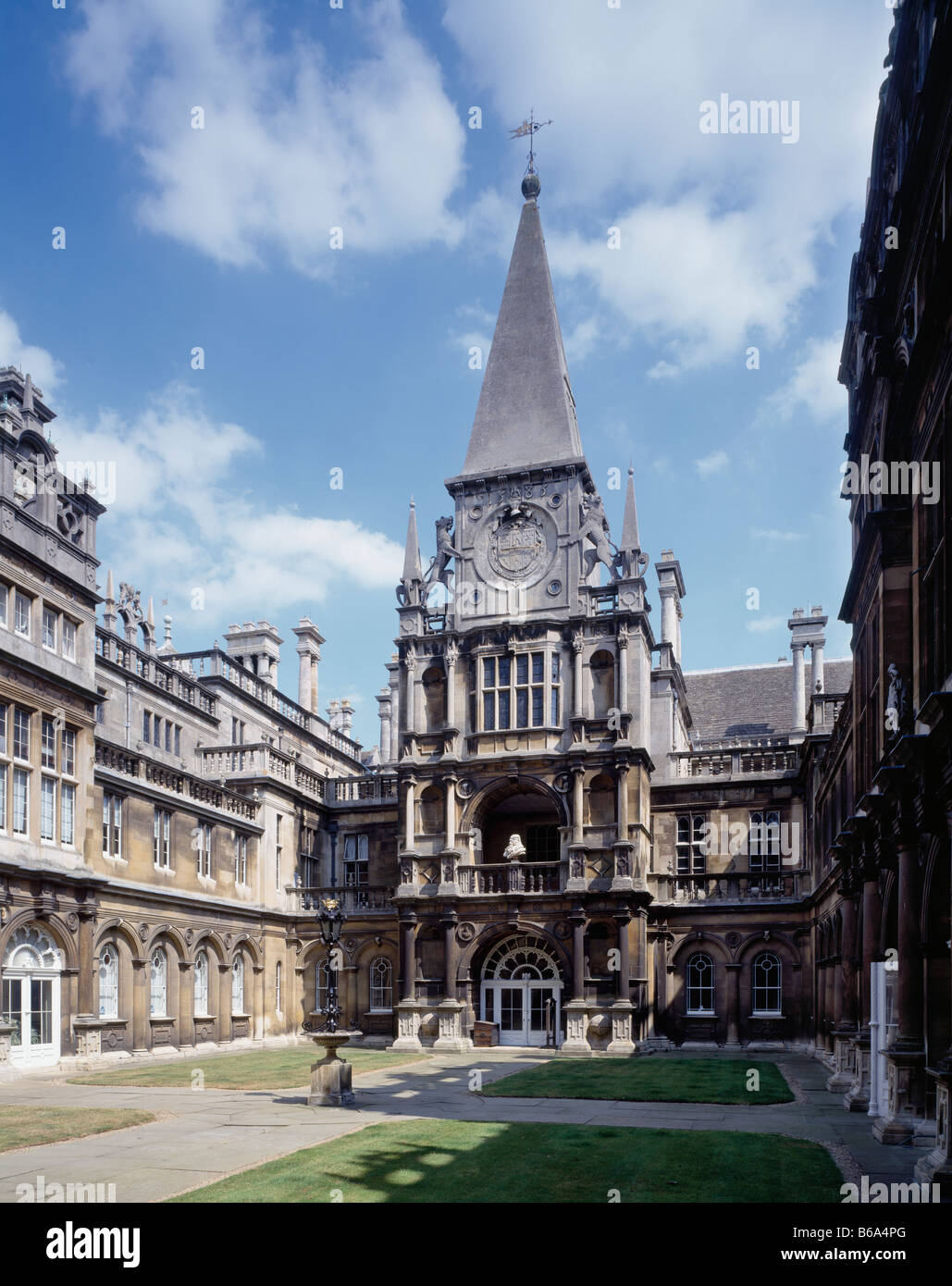 Burghley House Courtyard Stock Photo - Alamy