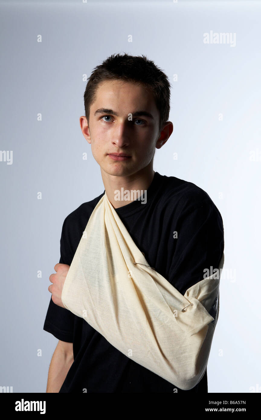 Boy sling shot hi-res stock photography and images - Alamy