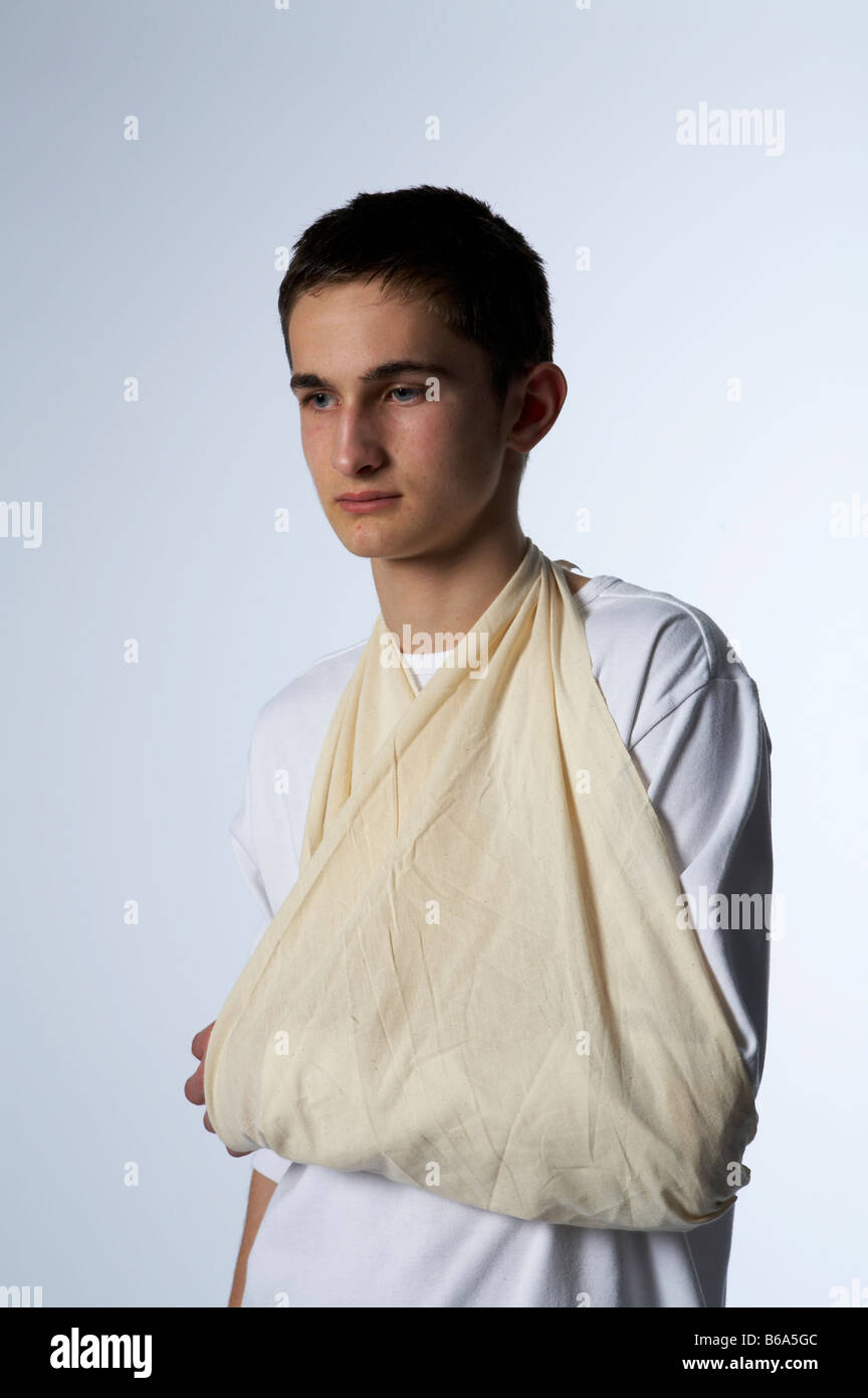 Boy sling shot hi-res stock photography and images - Alamy