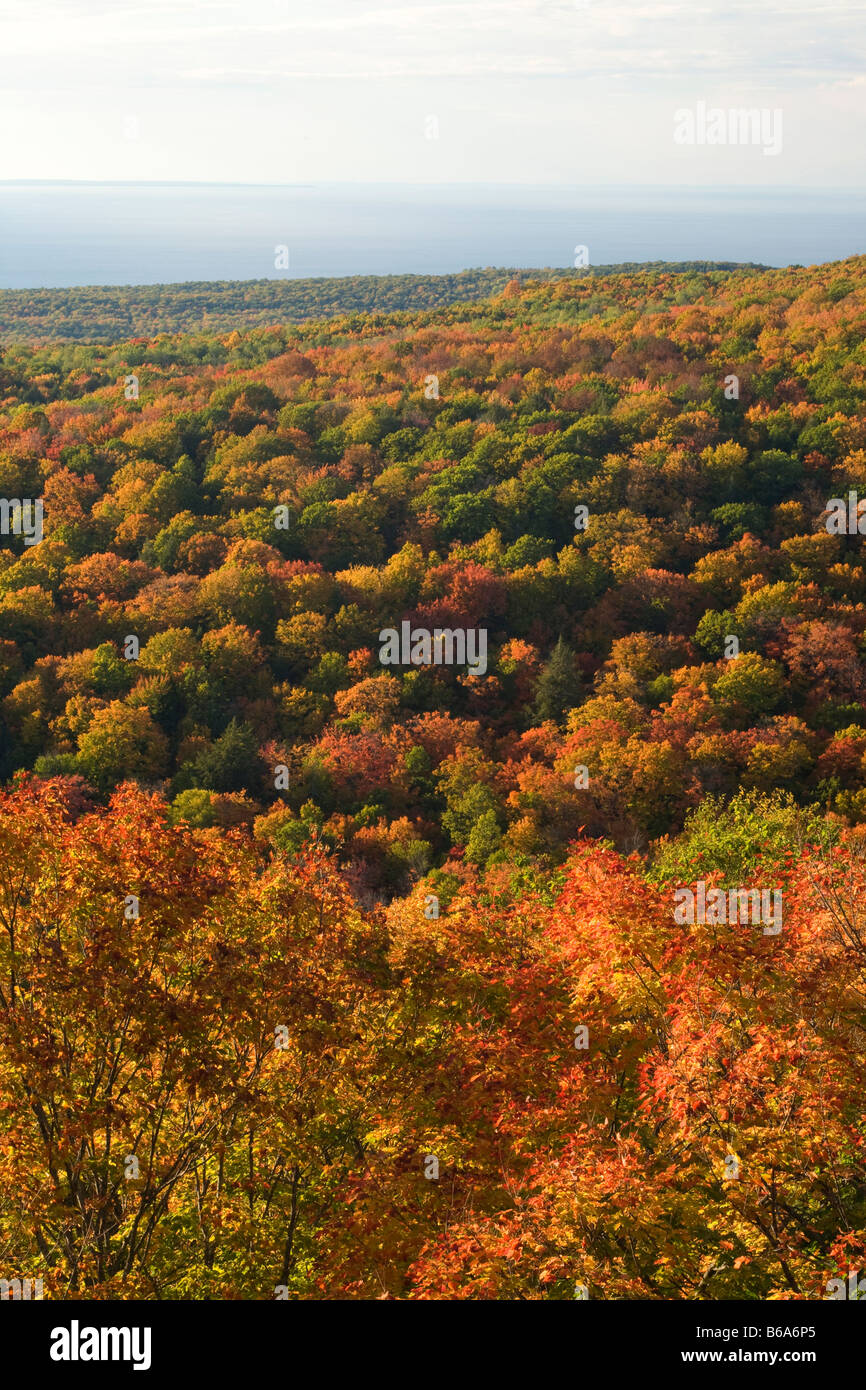 MICHIGAN - Fall color from Summit Peak to Lake Superior in Porcupine ...