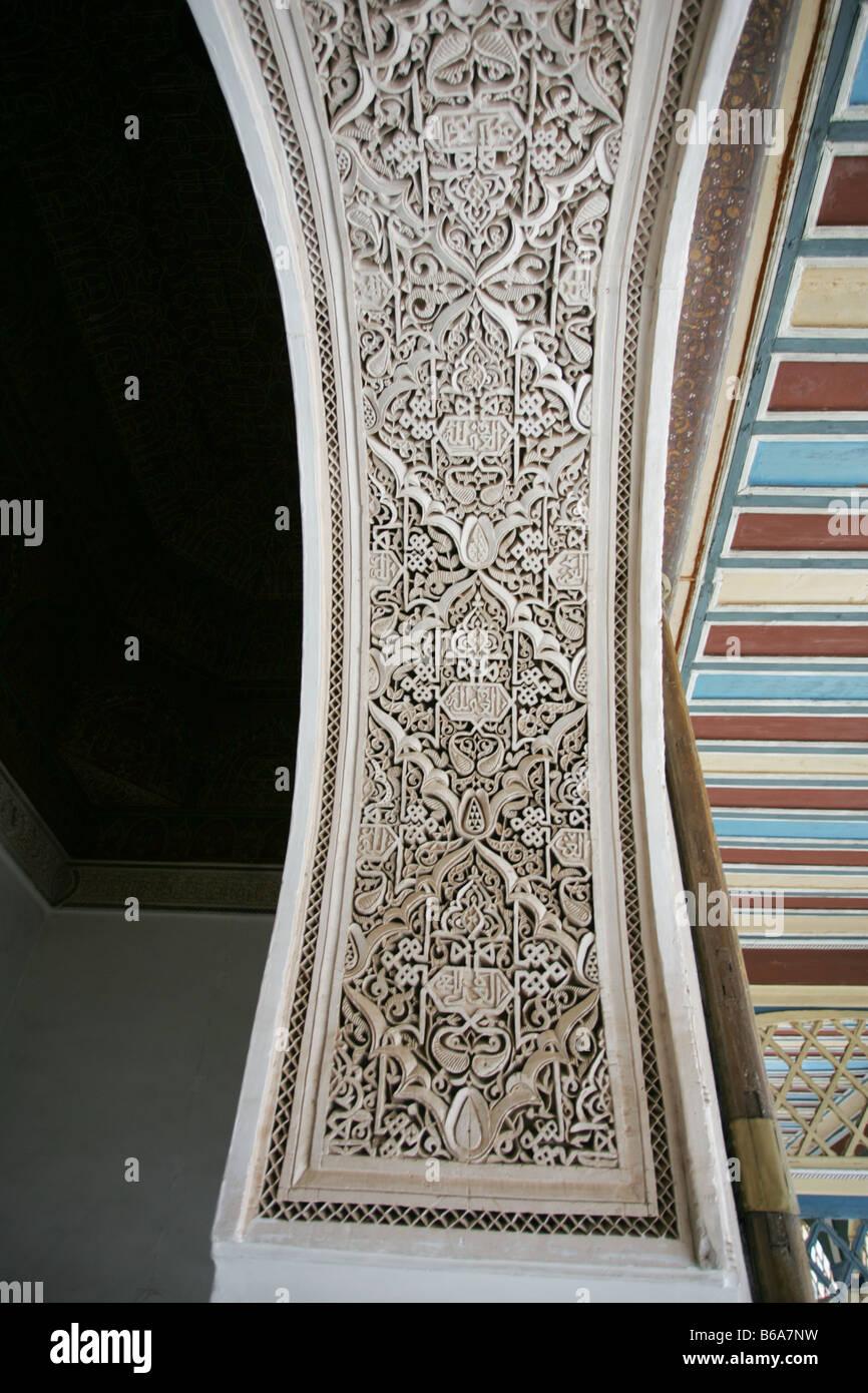 Ornate detail detailed tile hi-res stock photography and images - Alamy