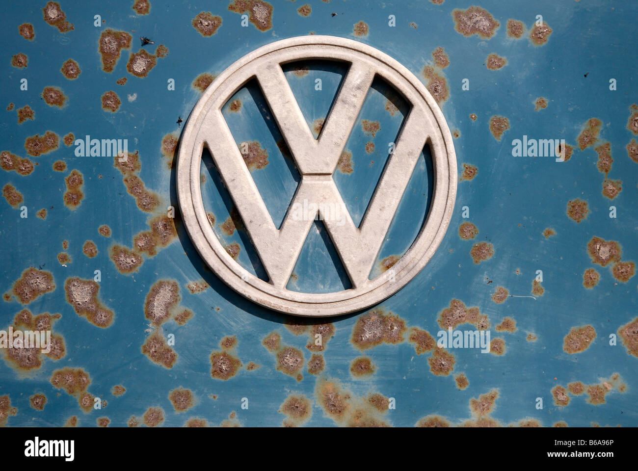 Old Volkswagen Logo