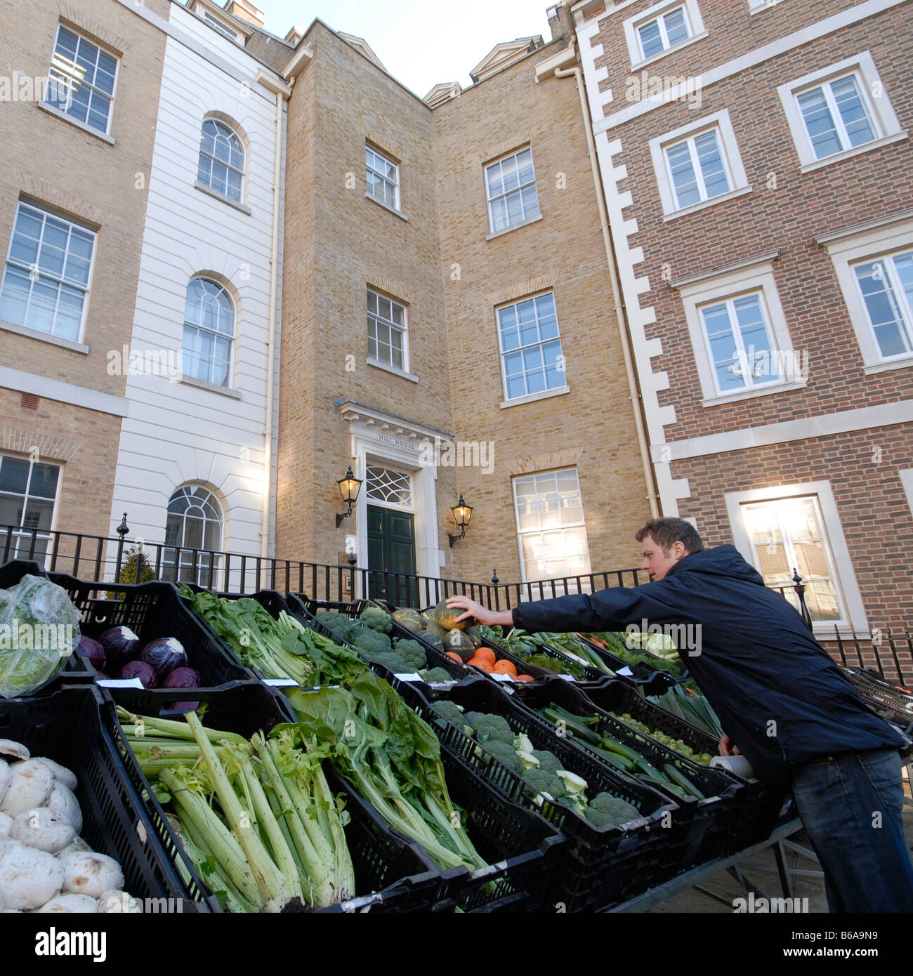 Market vegetable stall, Richmond, London, Britain Stock Photo - Alamy