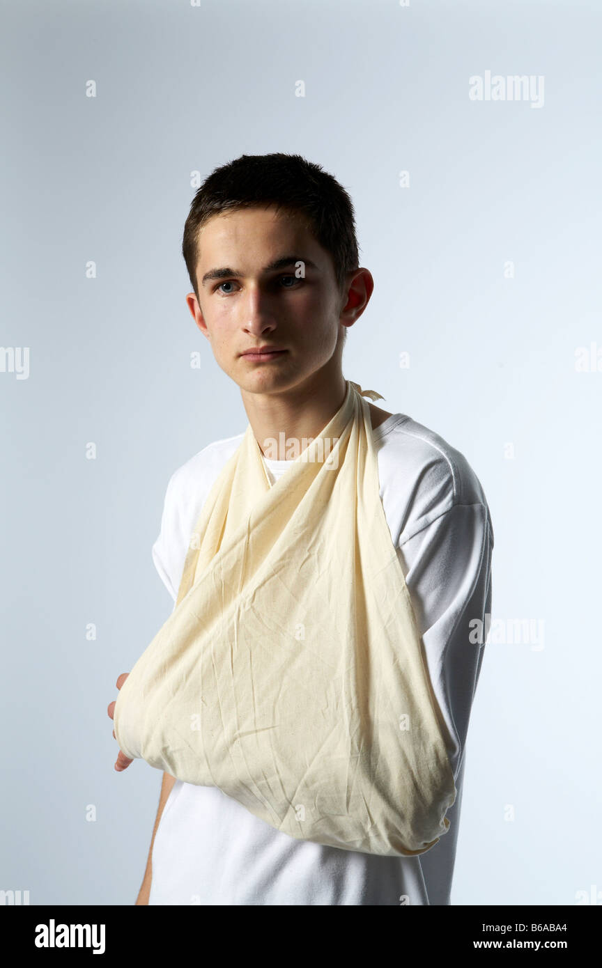 Boy sling shot hi-res stock photography and images - Alamy