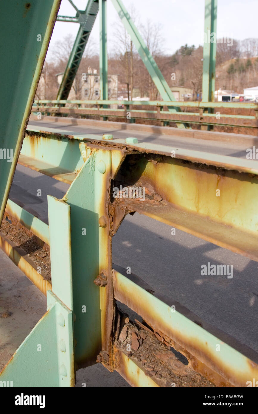 Bridge maintenance hi-res stock photography and images - Alamy