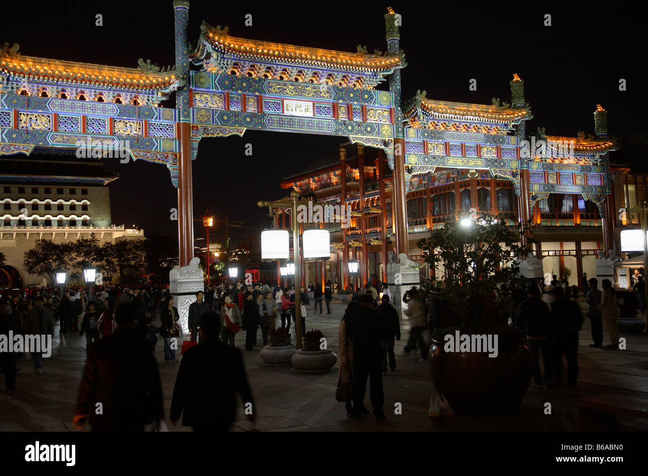 China Beijing Qianmen Gate Qianmen Street Stock Photo - Alamy