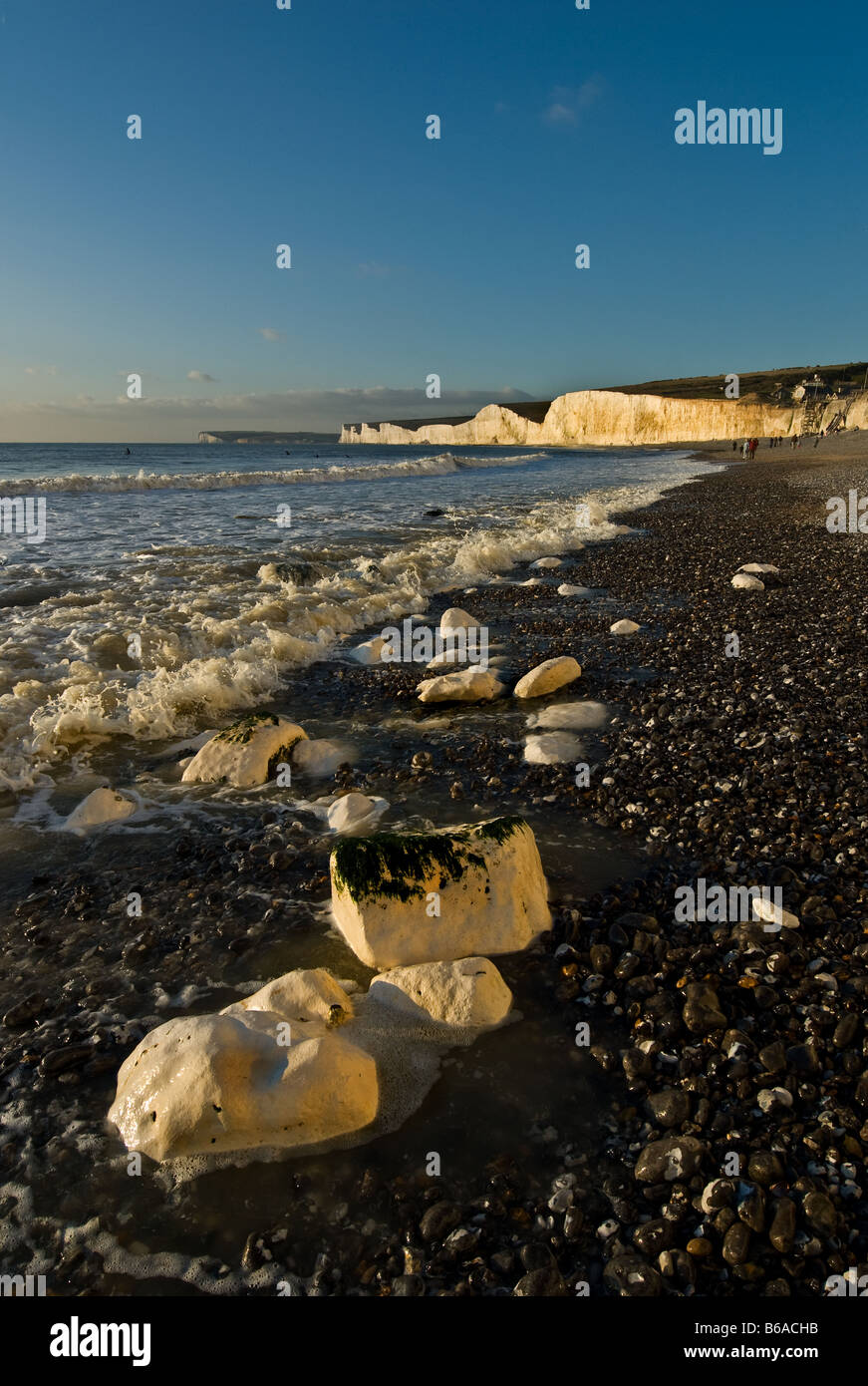 Chalk beach hi-res stock photography and images - Alamy