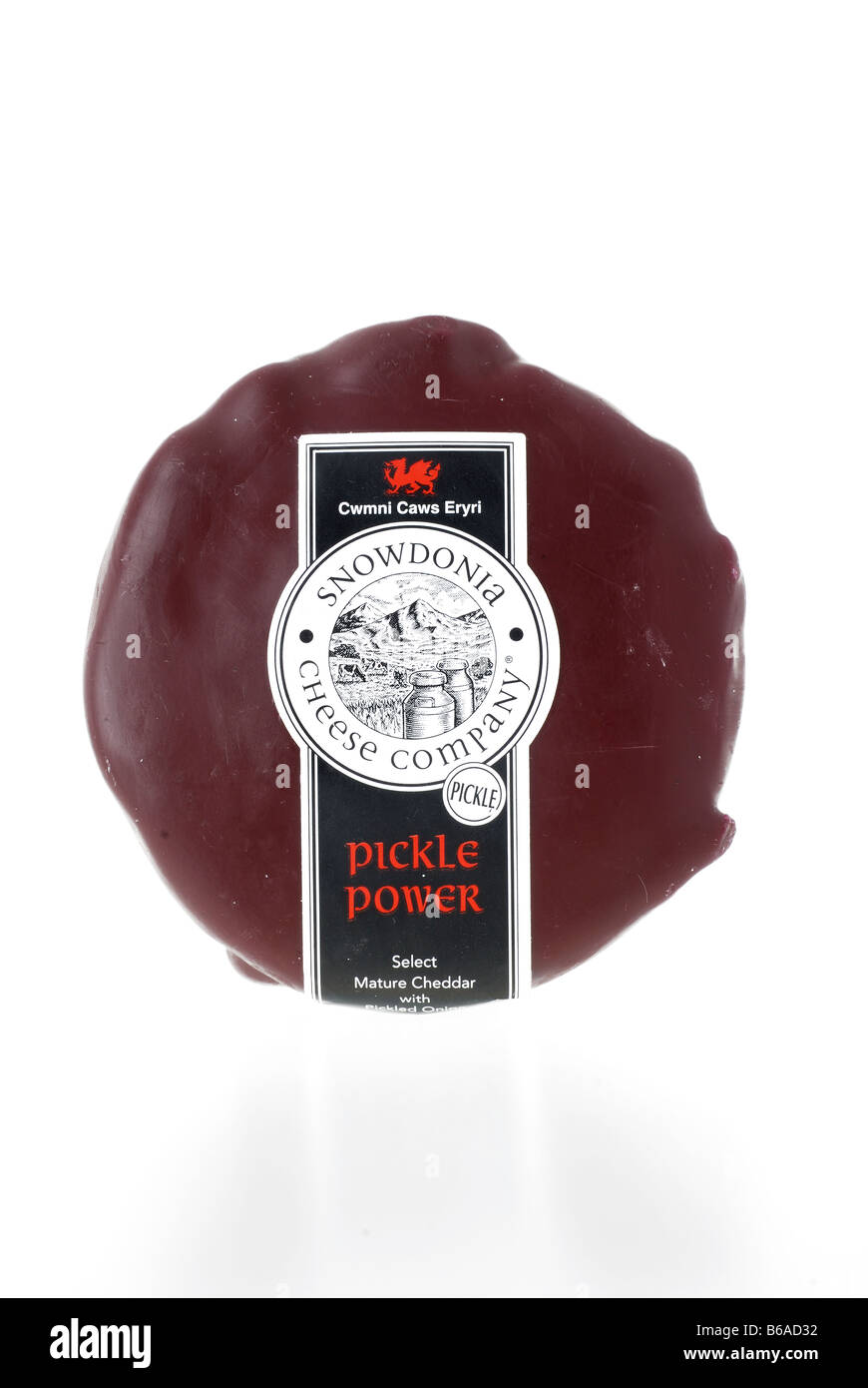 MATURE WELSH CHEDDAR CHEESE WITH PICKLED ONION WRAPPED IN A PROTECTIVE ...