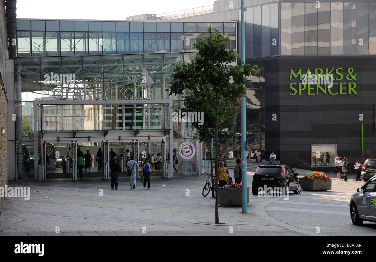 Drake circus hi-res stock photography and images - Alamy