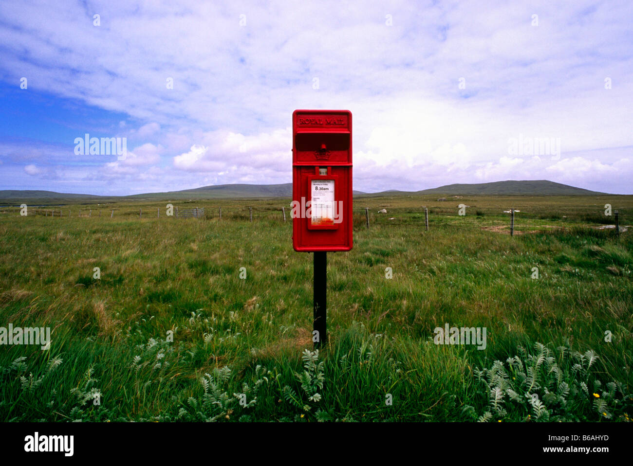 Scottish countryside post box hi-res stock photography and images - Alamy