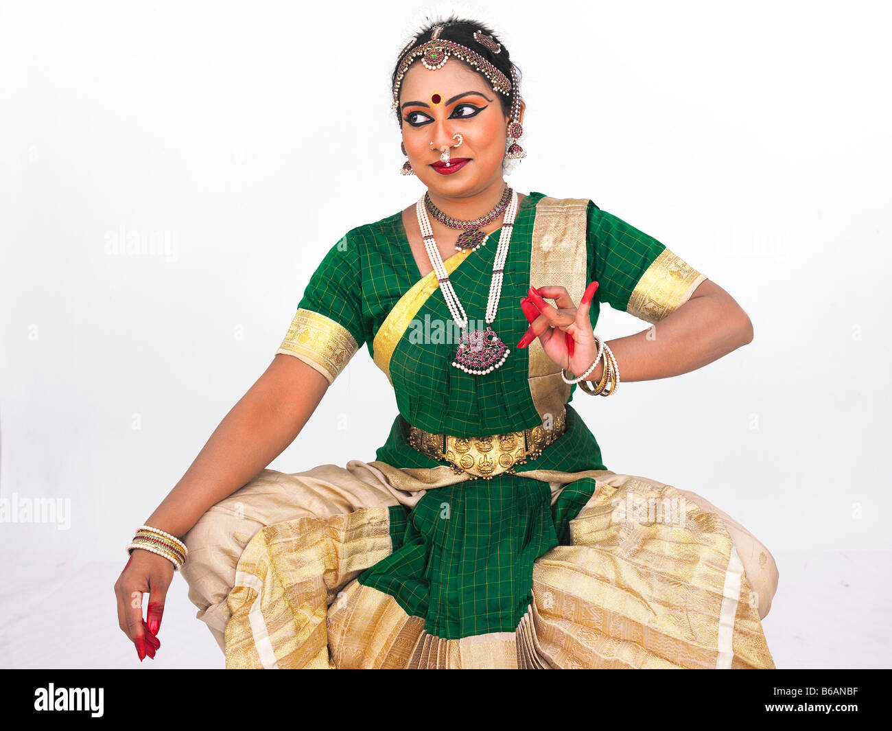 female Bharathanatyam dancer of Tamil nadu in South India Stock Photo ...