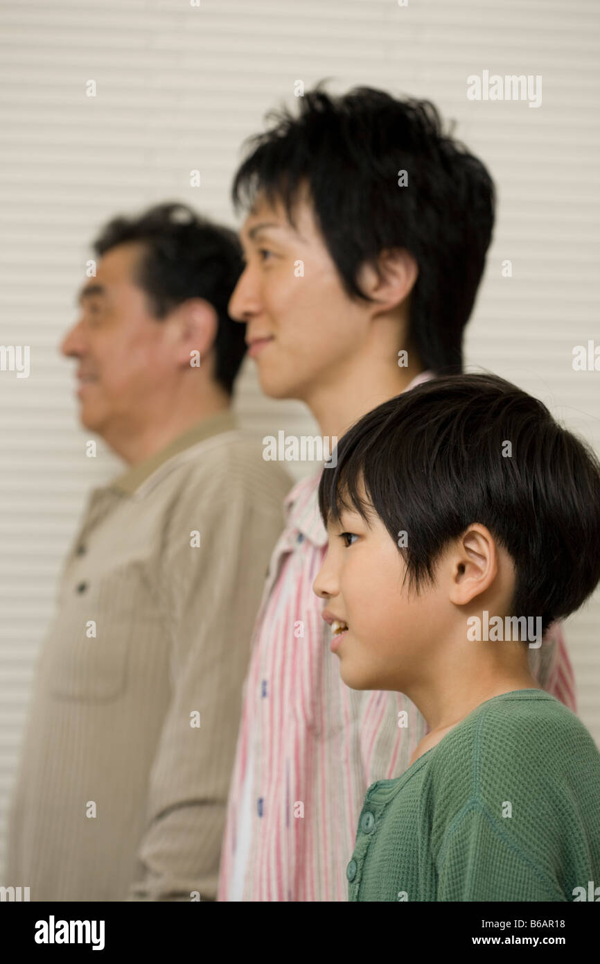 Three generation japanese family hi-res stock photography and images ...