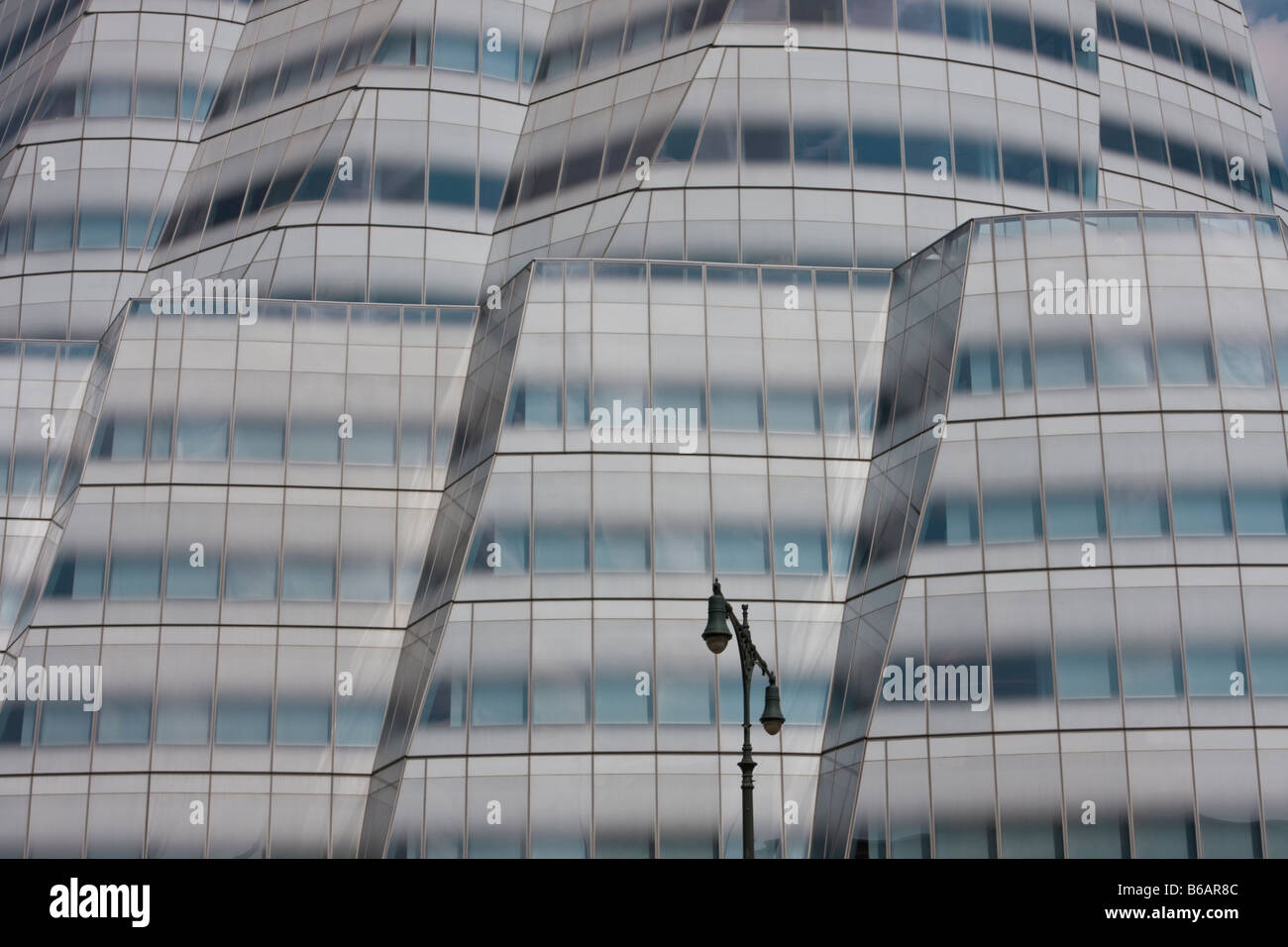 Frank Gehry's IAC building in NYC building facade Stock Photo - Alamy