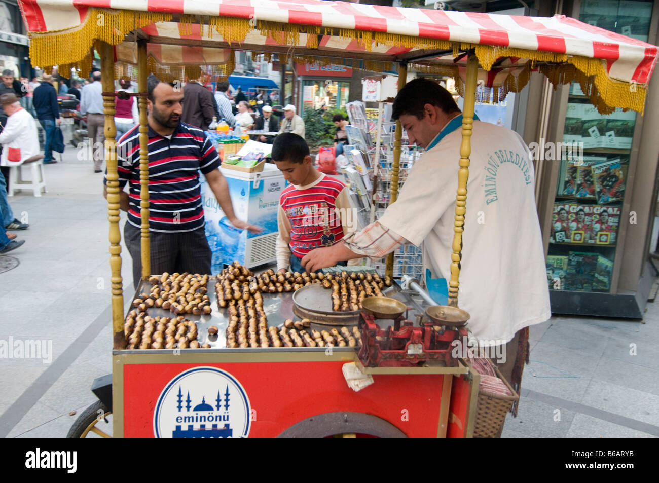 Roasted chestnut vendors hi-res stock photography and images - Alamy