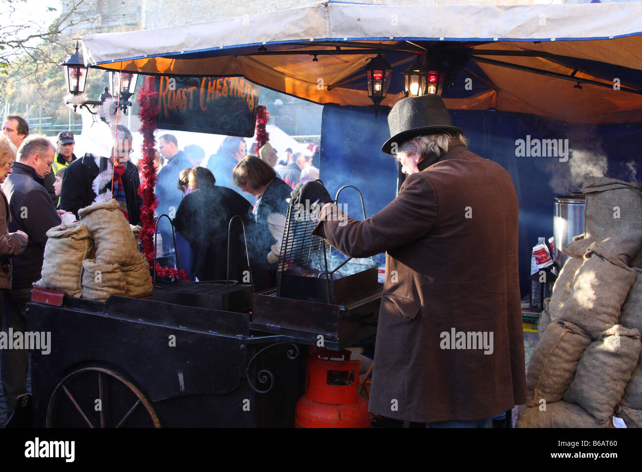 Roast Chestnut Stall High Resolution Stock Photography and Images - Alamy