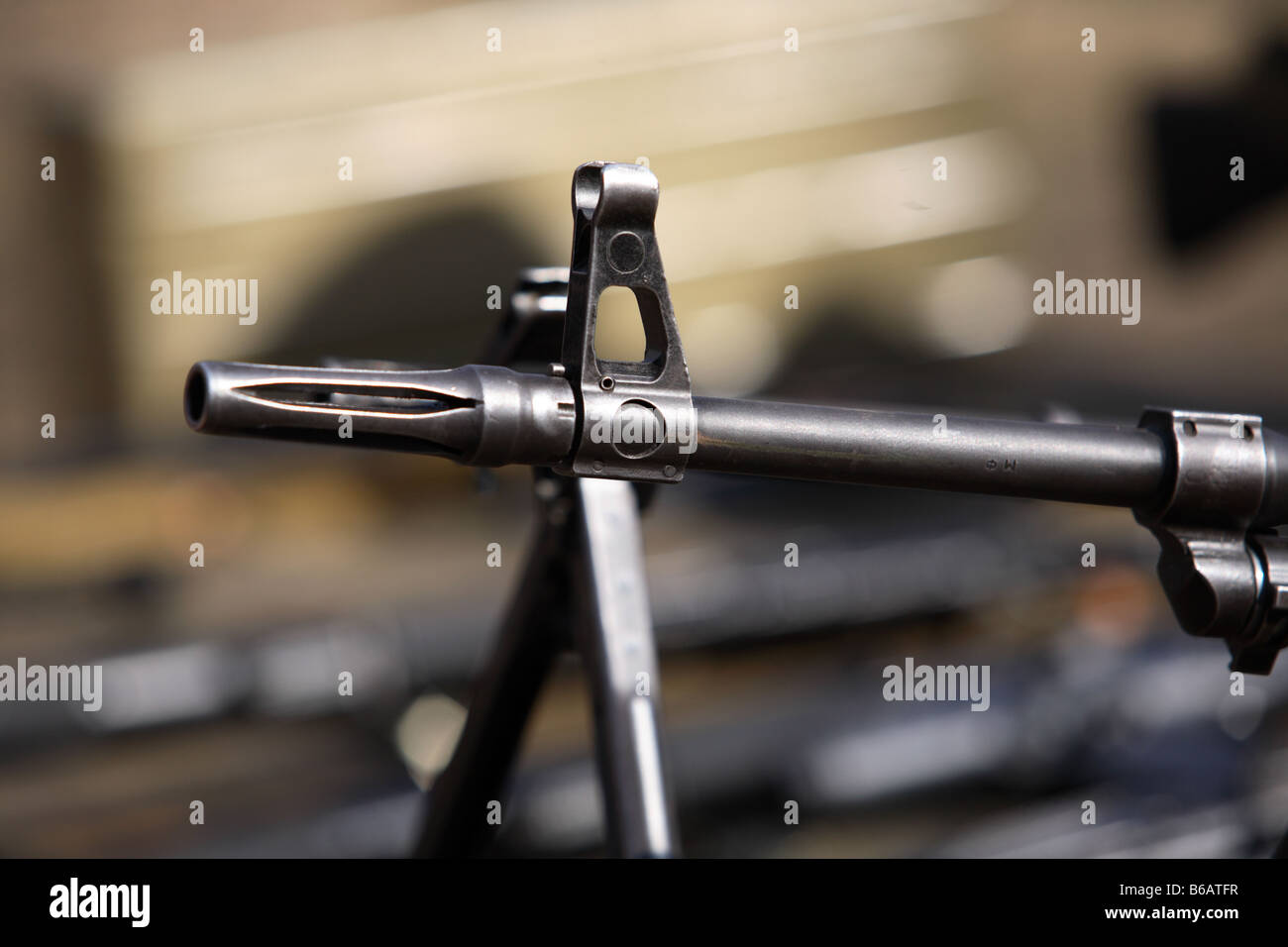 Kalashnikov machine gun Stock Photo - Alamy