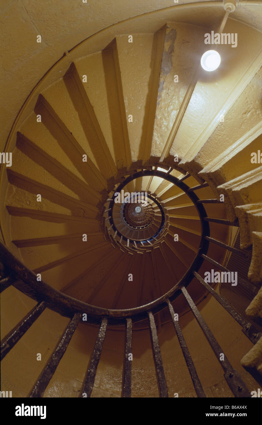 Spiral staircase monument london hi-res stock photography and images ...