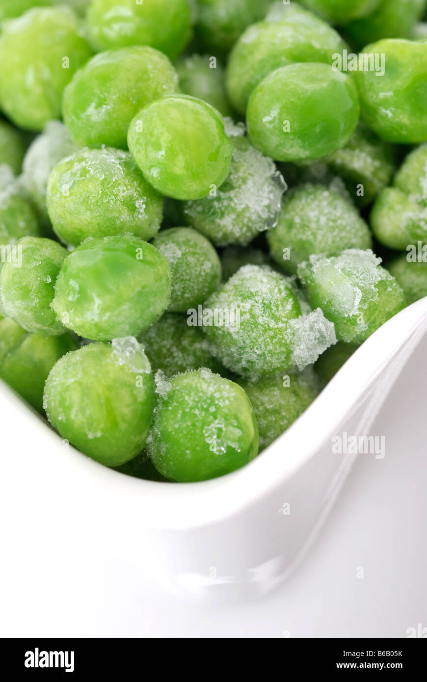 Petits pois hi-res stock photography and images - Alamy