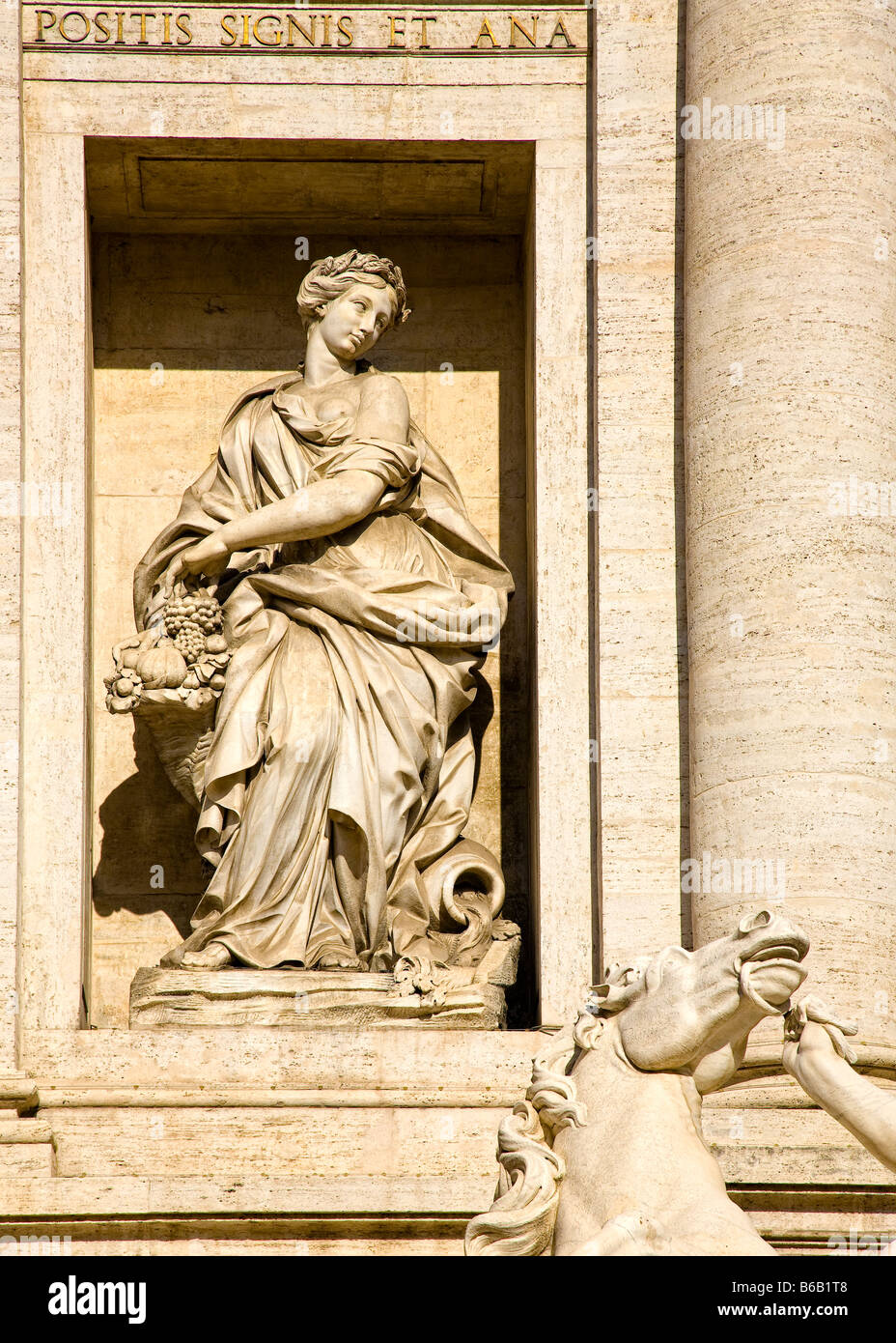 Ancient Rome Sculpture Woman Stock Photos & Ancient Rome Sculpture Woman Stock Images - Alamy