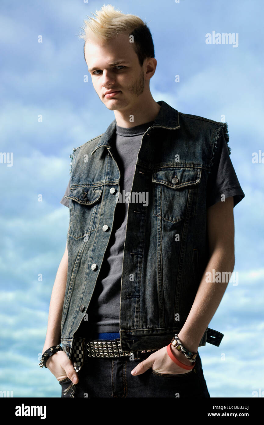 Punk rock blue mohawk hi-res stock photography and images - Alamy